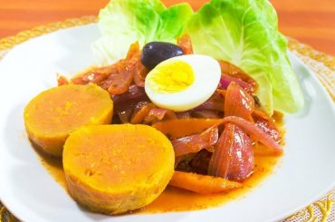 Receta de Seco de Chabelo (Chavelo) Piurano - Comidas Peruanas™