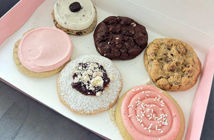 Crumbl Cookies: Las Deliciosas Galletas Virales Para Preparar en Casa ...