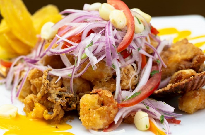 ¿Cómo hacer jalea de pescado peruana? Un delicioso manjar costero - Comidas Peruanas™